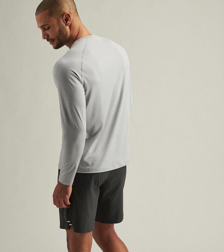 Aurora Performance Long-Sleeve T-Shirt | Men's T-Shirts | Peter Millar